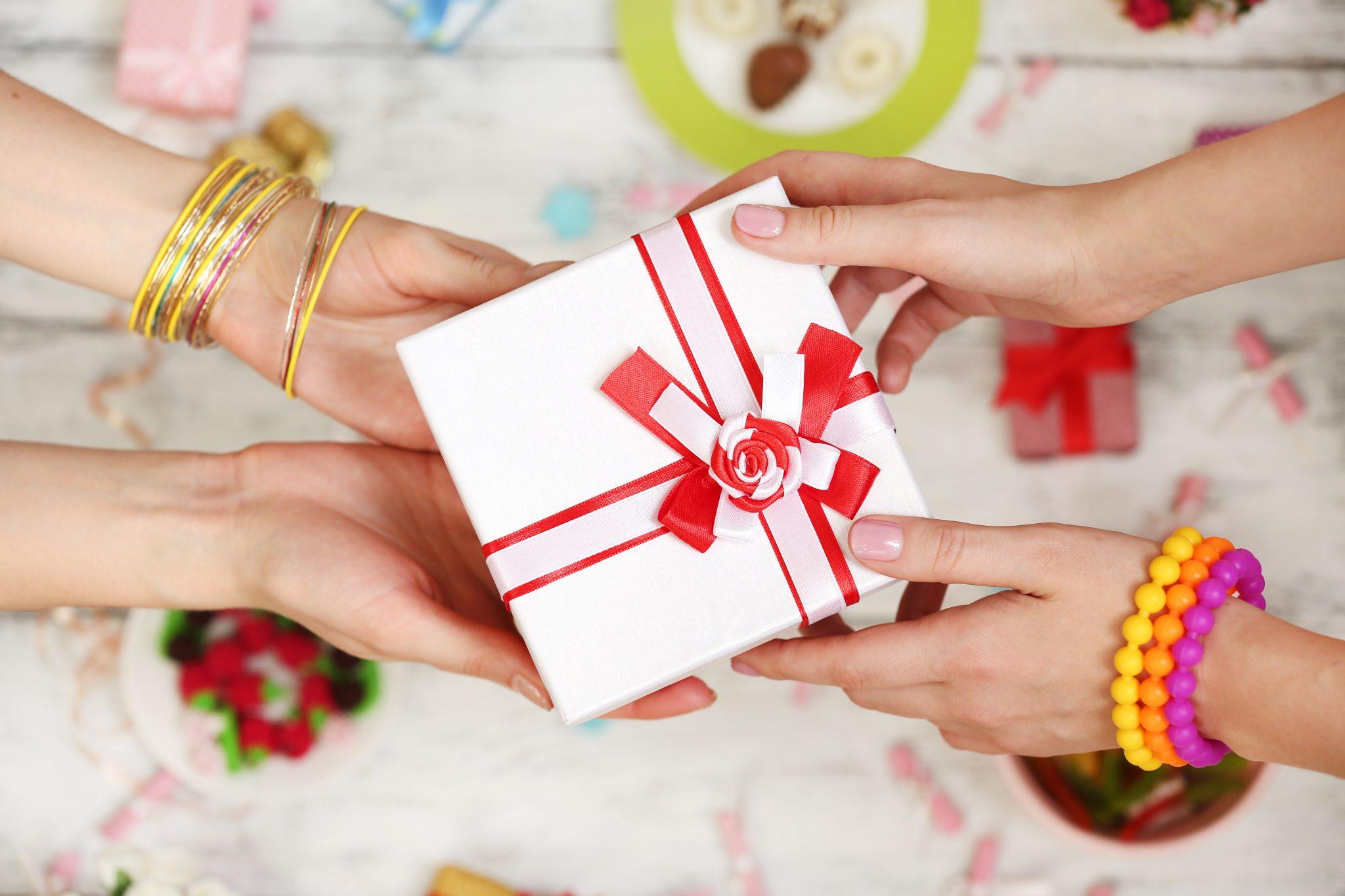 Gifting Solution with Printposters.in